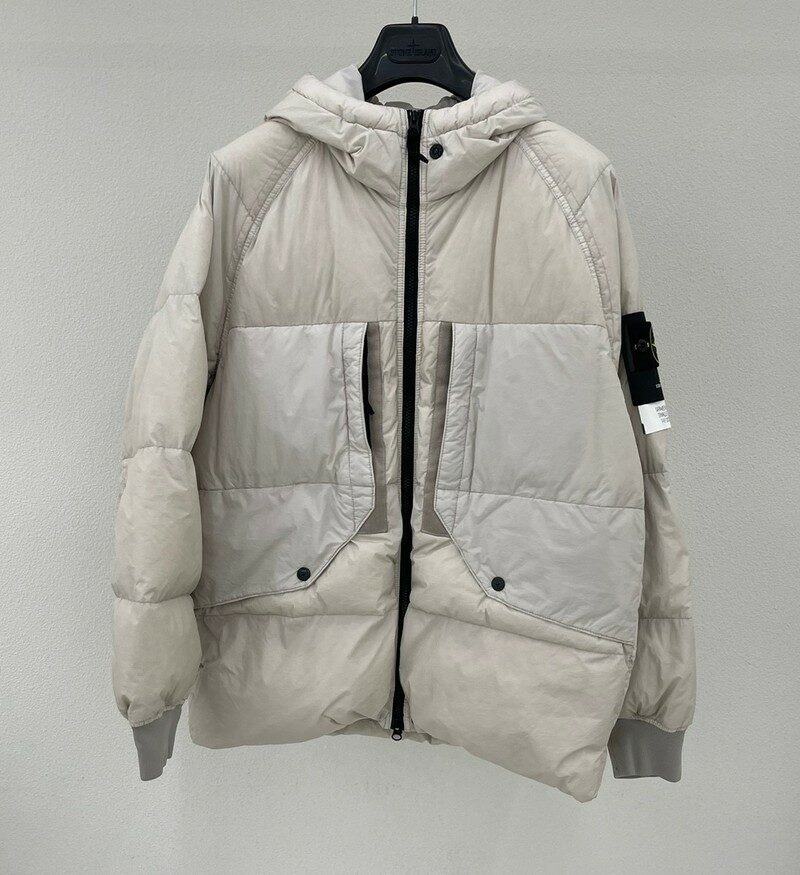 스톤 아일랜드 40723 가먼트 다이드 크링클랩스 리사이클 나일론 후드 다운 자켓 스투코 23FW 791540723 V0097 ...